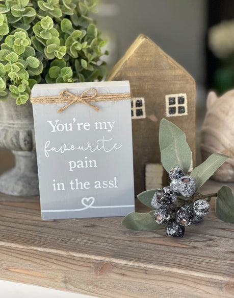Pictures/Signs – Lescale Furnishings